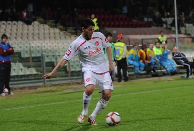 Il "calciatore chef". Dai campi di calcio ai fornelli, la storia di ...