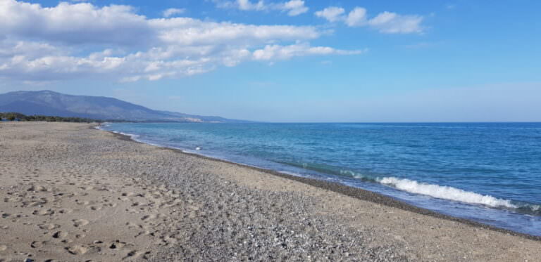 Villapiana, spiagge dorate e mare cristallino sul litorale jonico ...